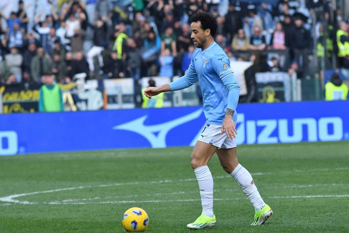 Lazio eye Italy's top four after beating Lecce and rivals slip ...
