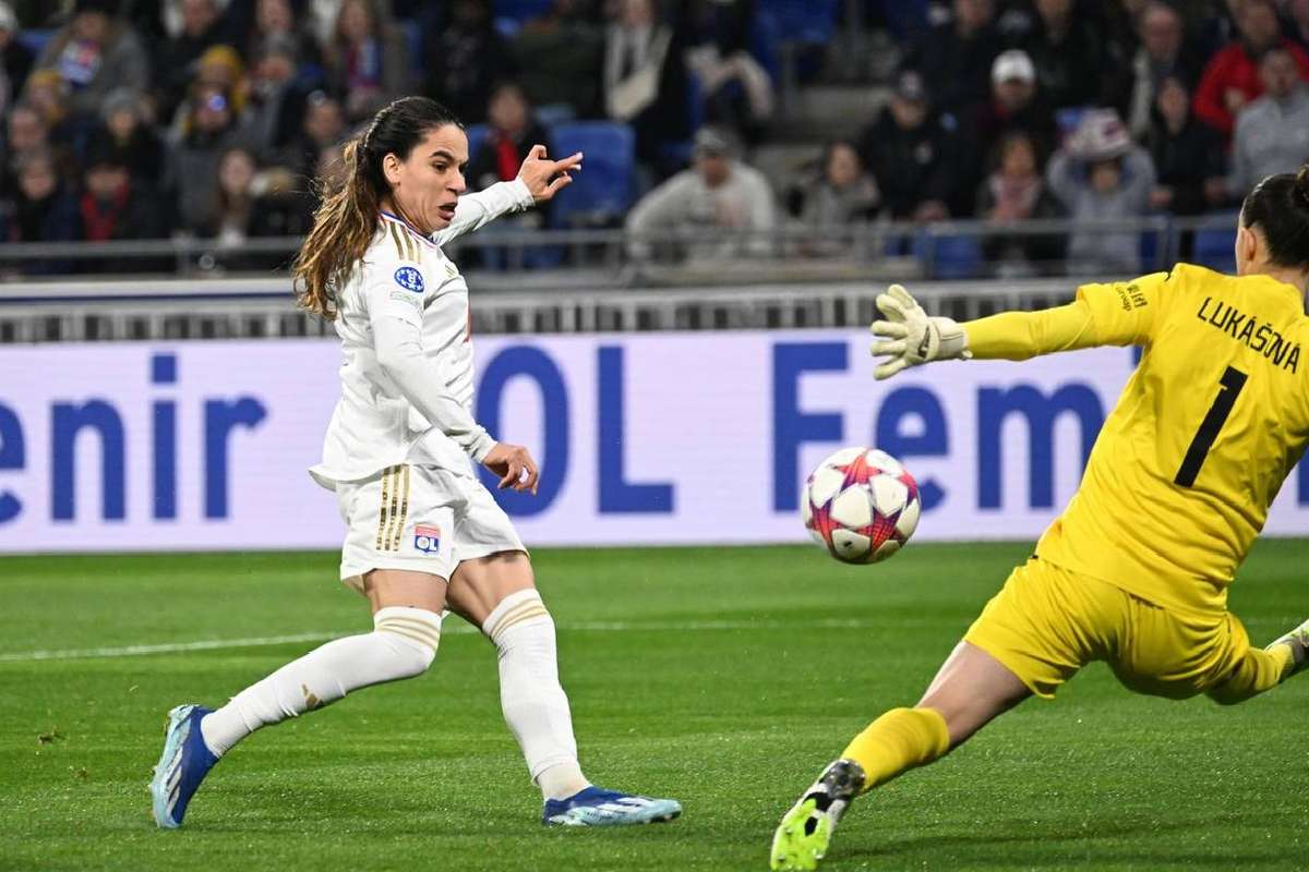 Lyon finit sa phase de poule en Ligue des Champions par un nul décevant ...