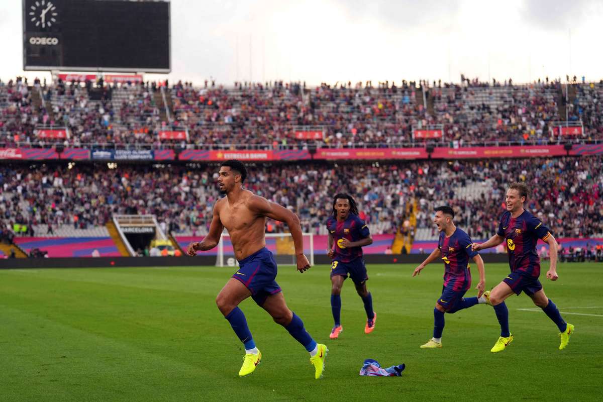Araujo scores dramatic late winner to give Barcelona win against Girona ...