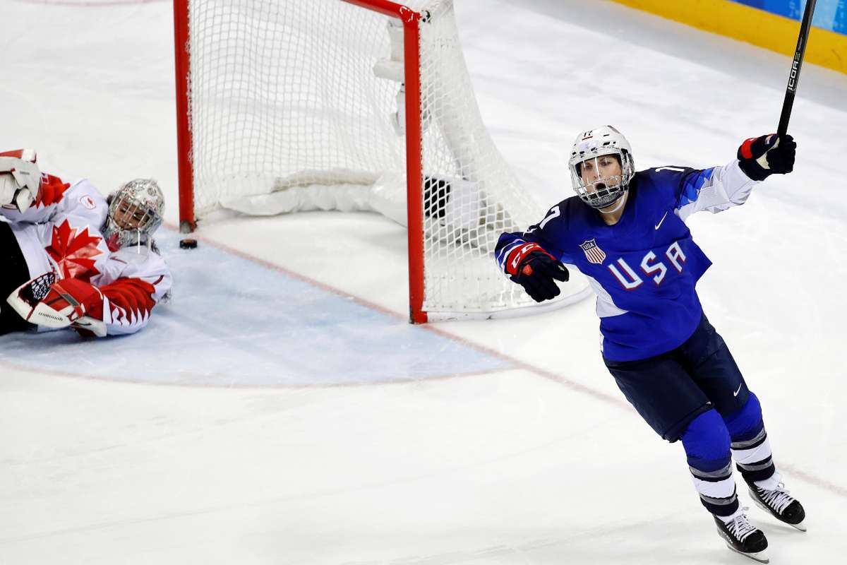 Lamoureux twins to be inducted into US Hockey Hall of Fame | Flashscore.com