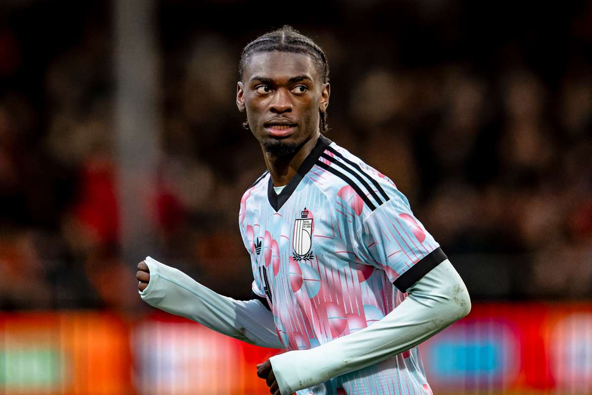 Jorthy Mokio: Ajax midfielder chooses DR Congo over Belgium ...