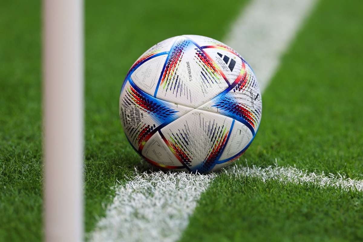 Krátky proces v Malženiciach. Rezerva Slovana s červenou kartou ...