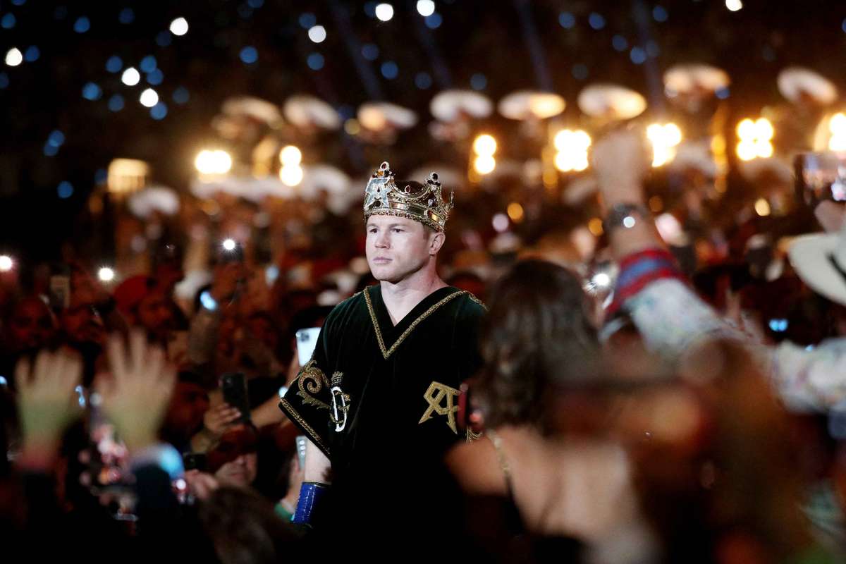 Jake Paul e Canelo Alvarez vicini a un accordo per un incontro a maggio ...