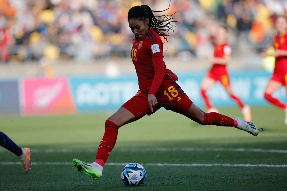 Teenager Salma Paralluelo shines as Spain make history - TribalFootball.com