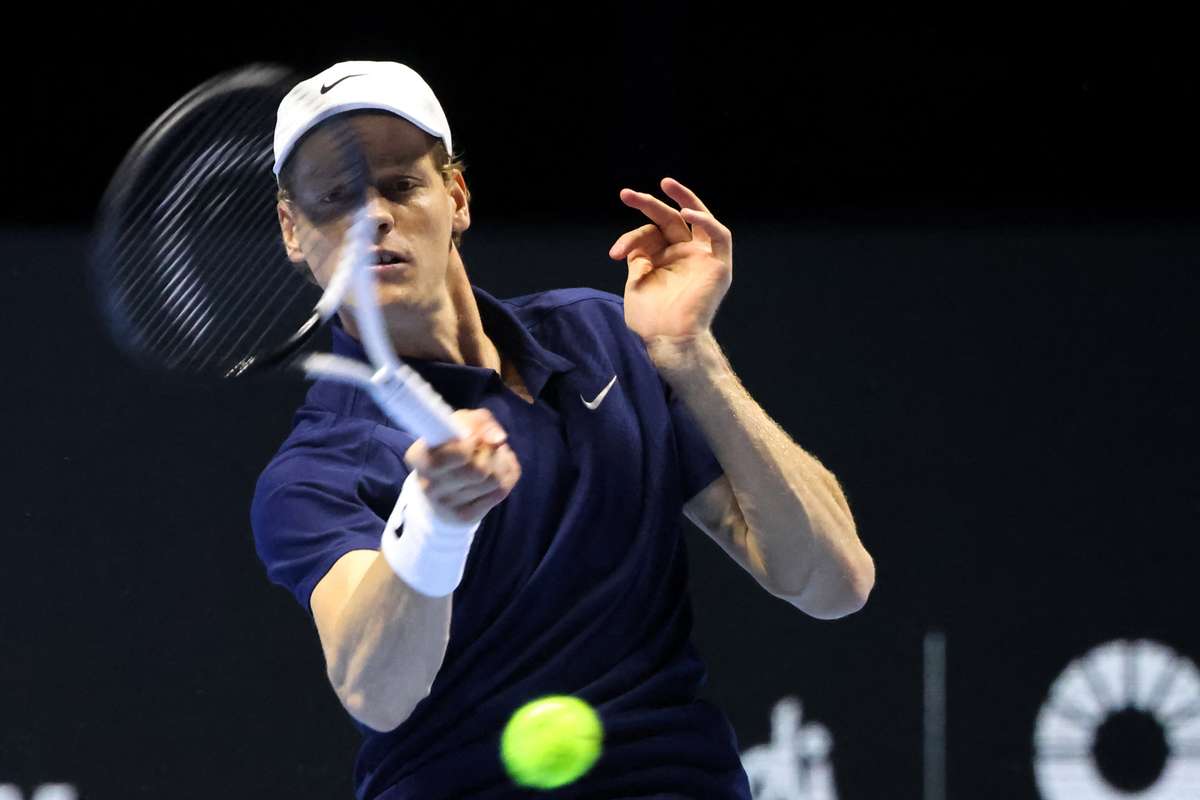 Six Kings Slam: Sinner batte Djokovic e raggiunge la finale | Diretta.it