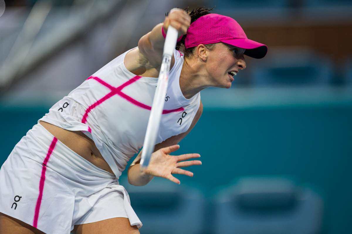 Sun returns to Miami as Swiatek chases 'Sunshine Double', Sabalenka ...