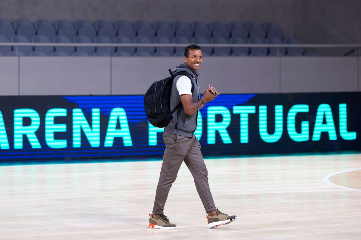 Nani revela convites de Benfica e FC Porto: "Estive sentado com Vieira ...