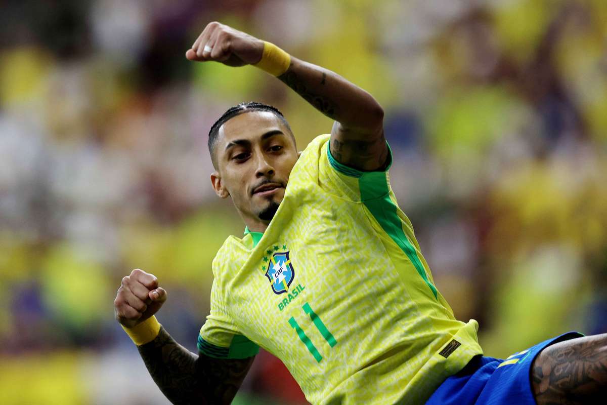 Football : Raphinha se lance dans une guerre des mots avant le match ...