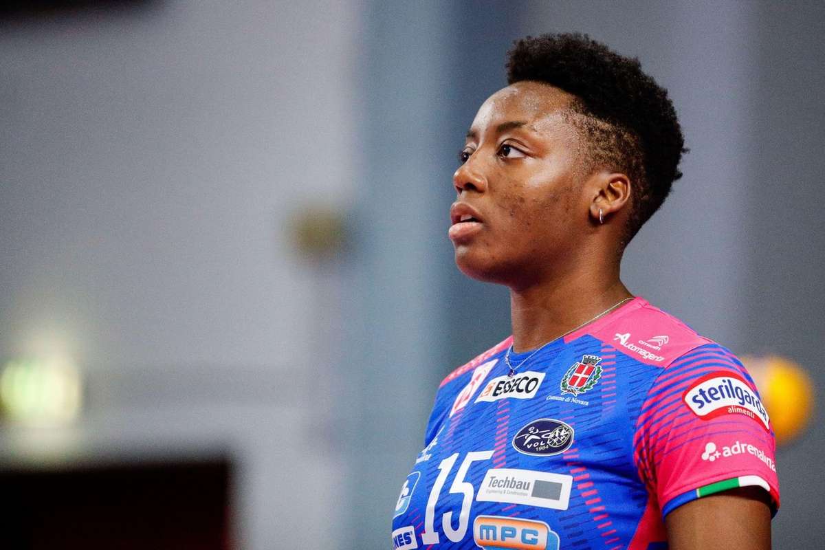 Tragédia no voleibol italiano: Jogadora de 18 anos morre após queda de sexto andar na Turquia ...