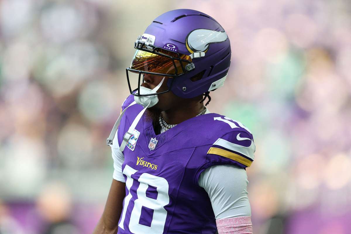 NFL Thursday night game picks: Minnesota Vikings vs. Los Angeles ...