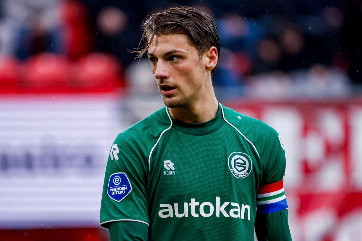 FC Groningen captain Stije Resink out for up to 12 months with knee ...