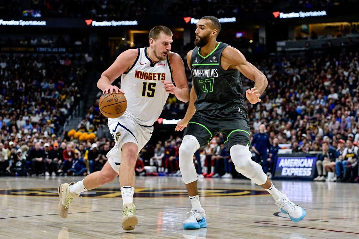 Szalony mecz w NBA. 61 punktów Jokicia i porażka Denver po dwóch dogrywkach | Flashscore.pl