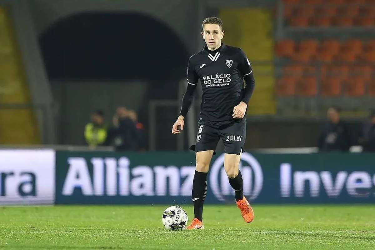 Oficial: Académico de Viseu vende Arthur Chaves ao Hoffenheim ...