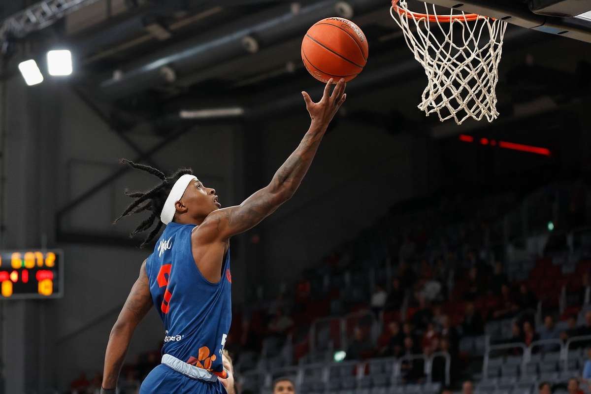 Punct final pentru prima fază a Ligii Naționale de baschet masculin ...