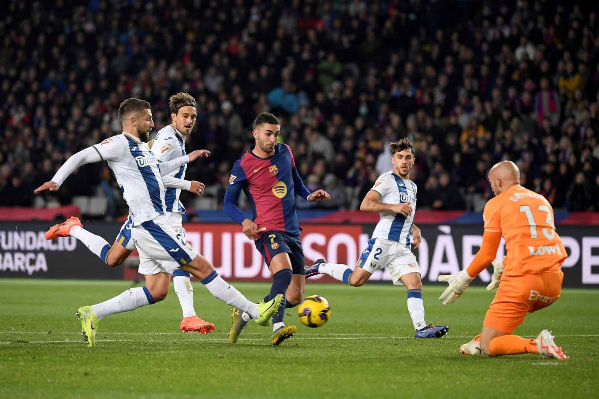 Barcelona confirmă că Ferran Torres a suferit o leziune musculară ...