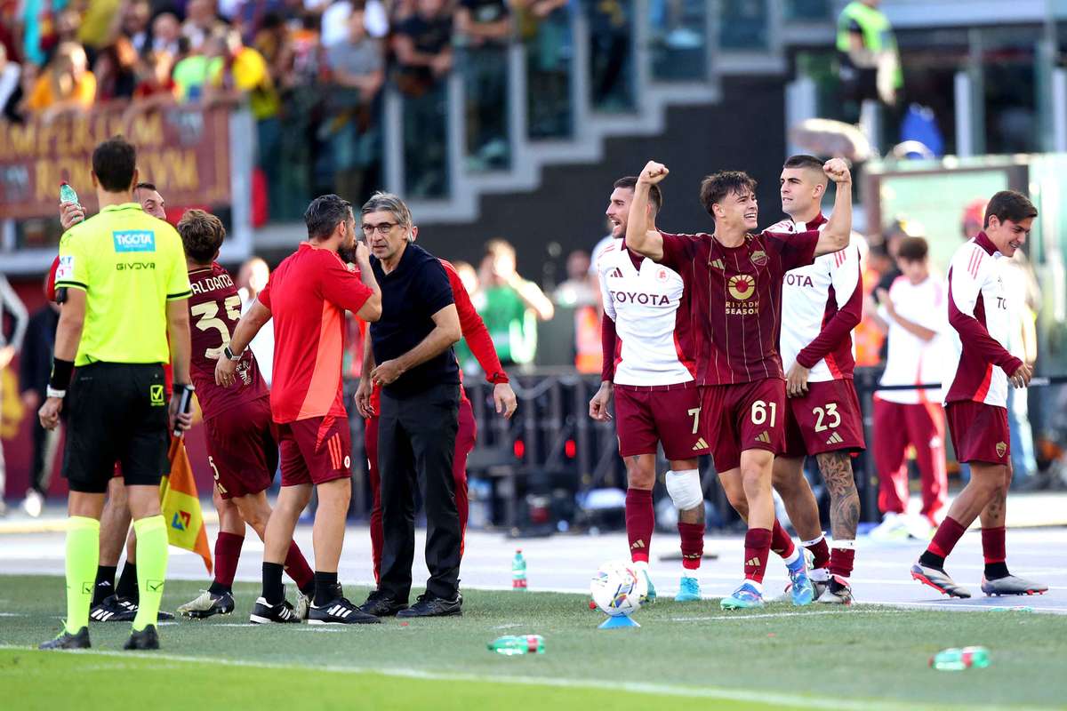 Roma produce late comeback to down Venezia and claim second win of ...
