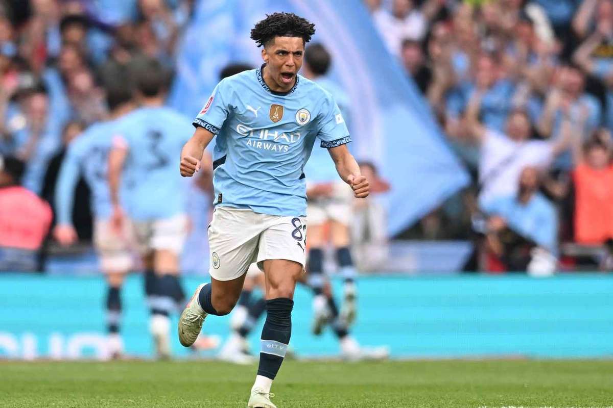 Rico Lewis joins Steve MacKenzie in Man City’s legends - TribalFootball.com