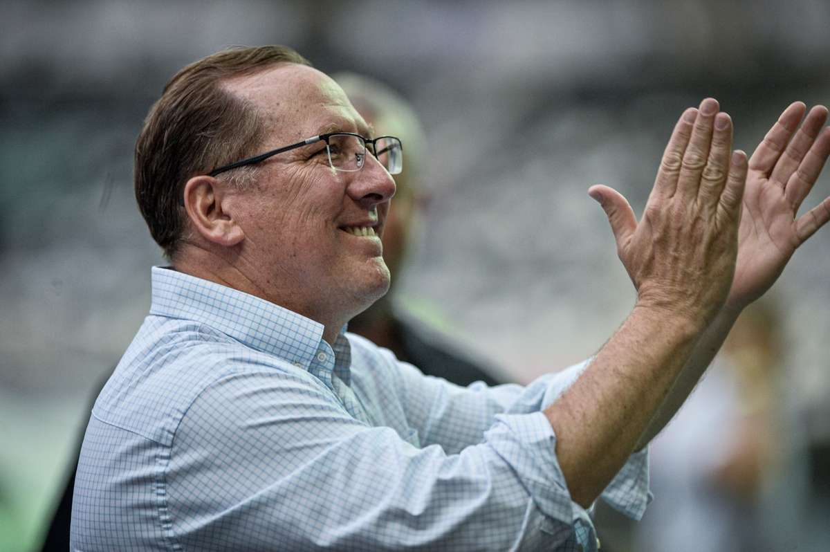 Lyon in takeover bid from US businessman and Crystal Palace co-owner ...