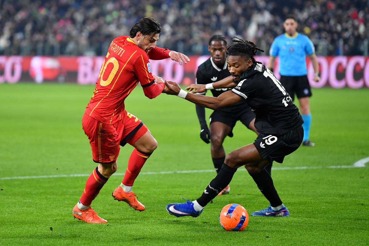 David misses penalty as Juventus held by struggling Lecce ...