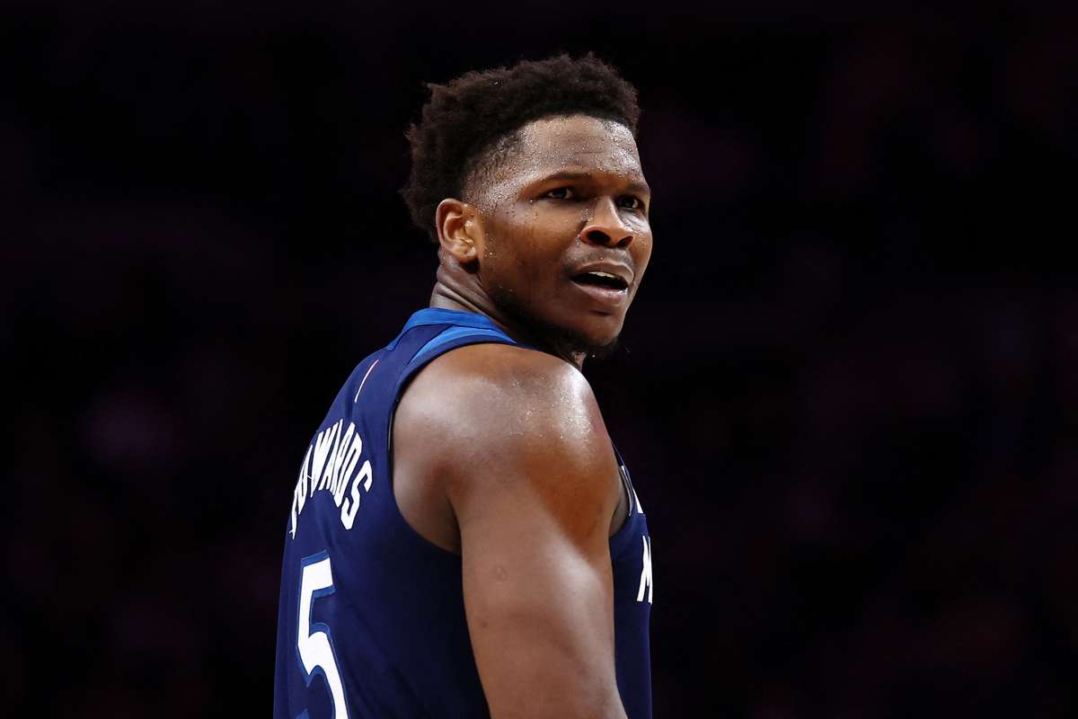 NBA Weekly: Timberwolves in free fall, Derrick Rose honoured ...