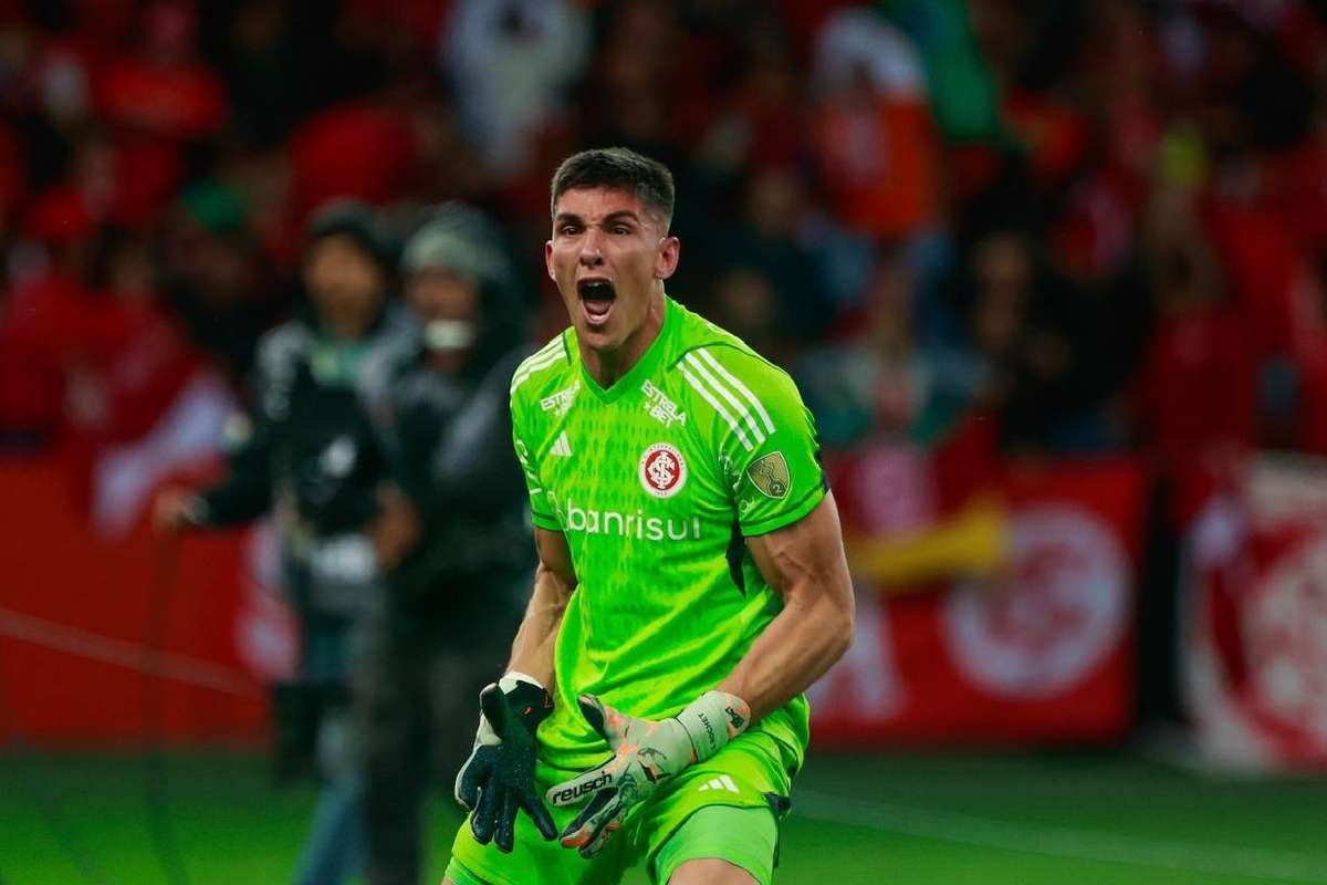 Internacional elimina River (2-1, 9-8 gp) com penálti batido pelo ...