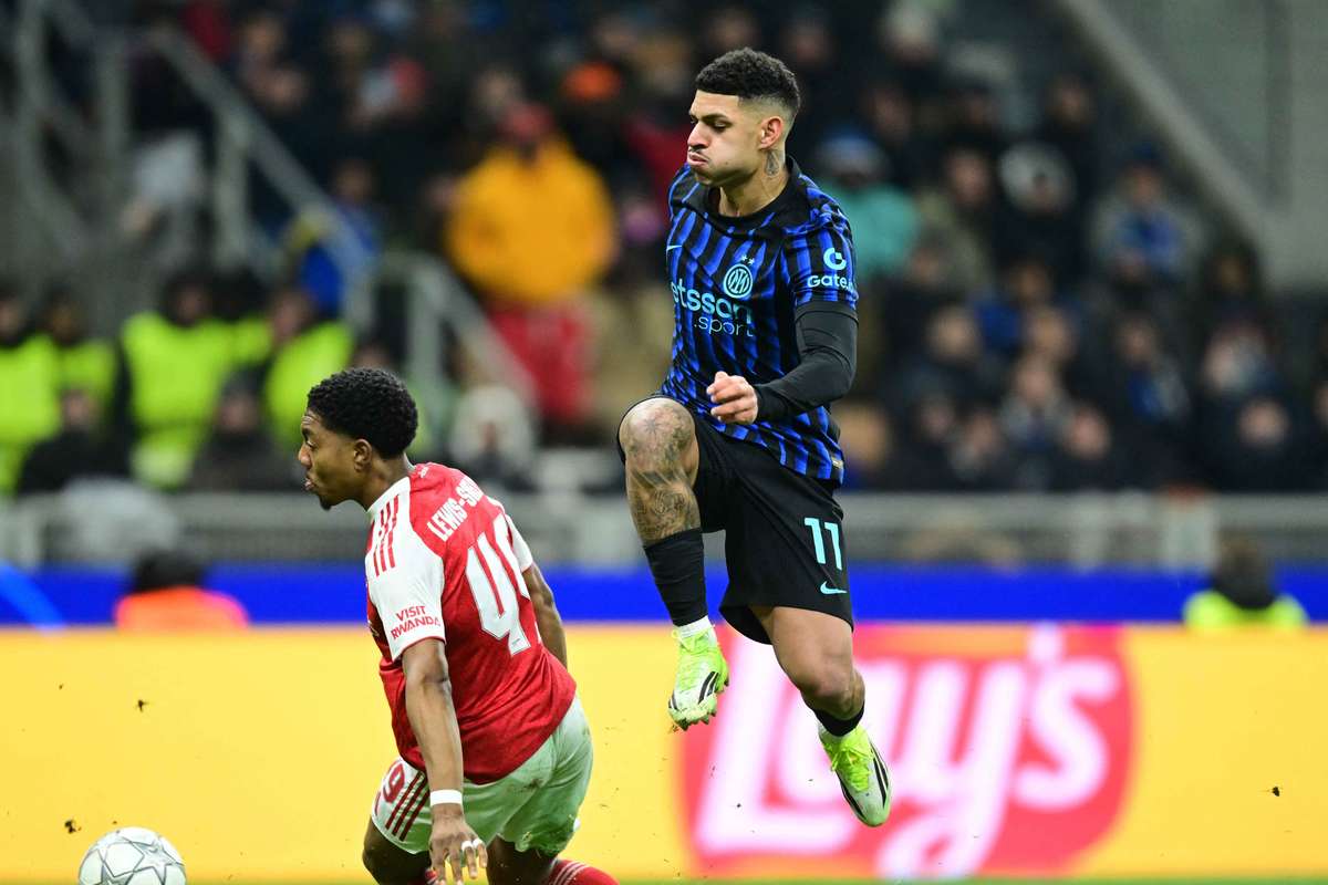 Zenga warns Inter Milan against selling Bournemouth target Luis ...