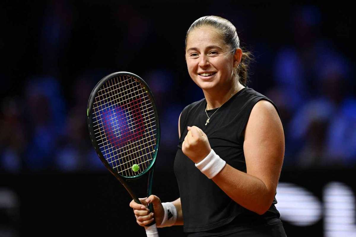 Jelena Ostapenko pierwszą finalistką w Stuttgarcie. Wygrała z ...