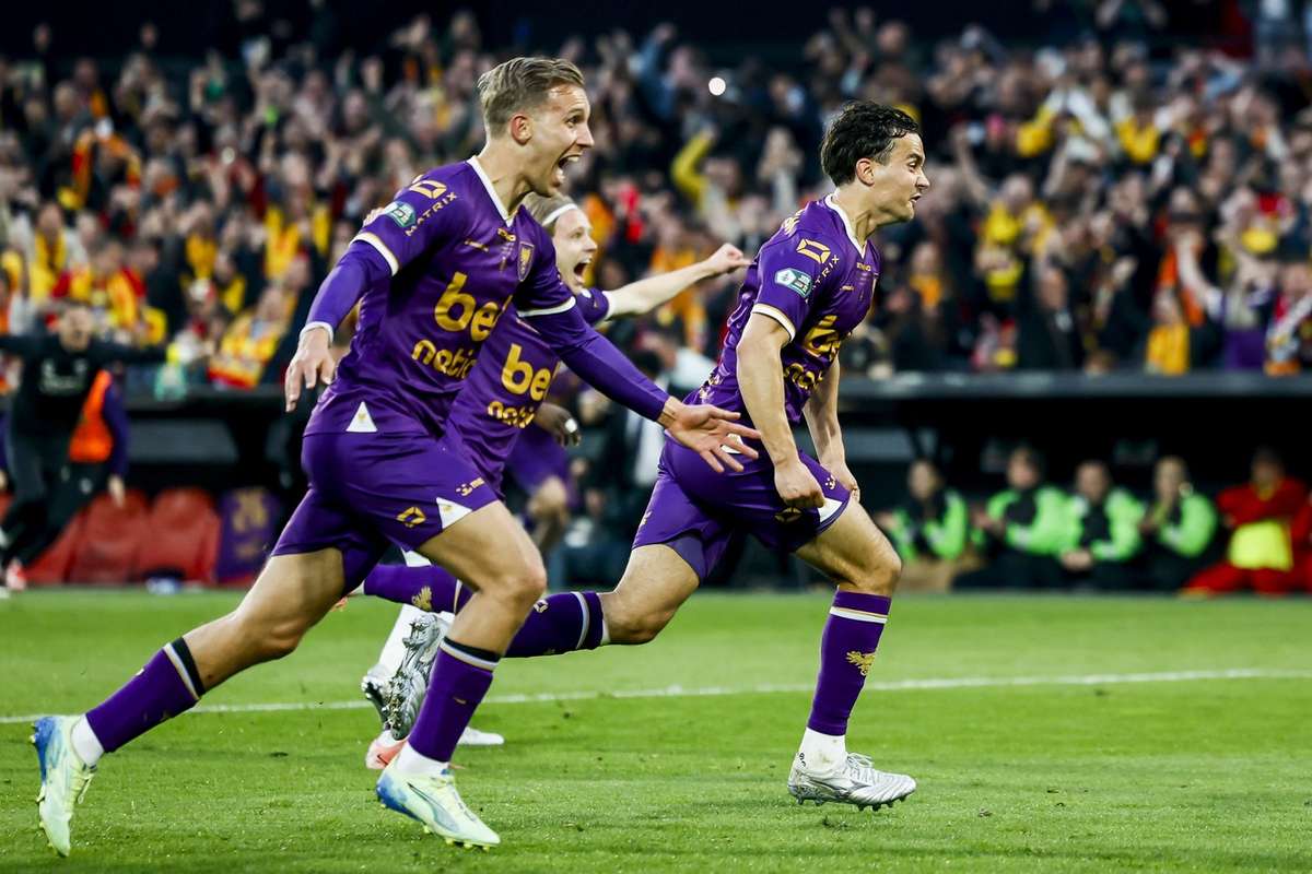 Go Ahead Eagles win first KNVB Beker in history after beating AZ on penalties | Flashscore.dk