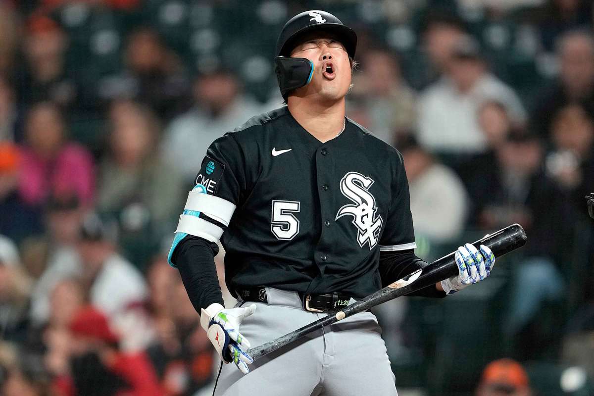 Chicago White Sox's Munetaka Murakami to be out four to six weeks with ...