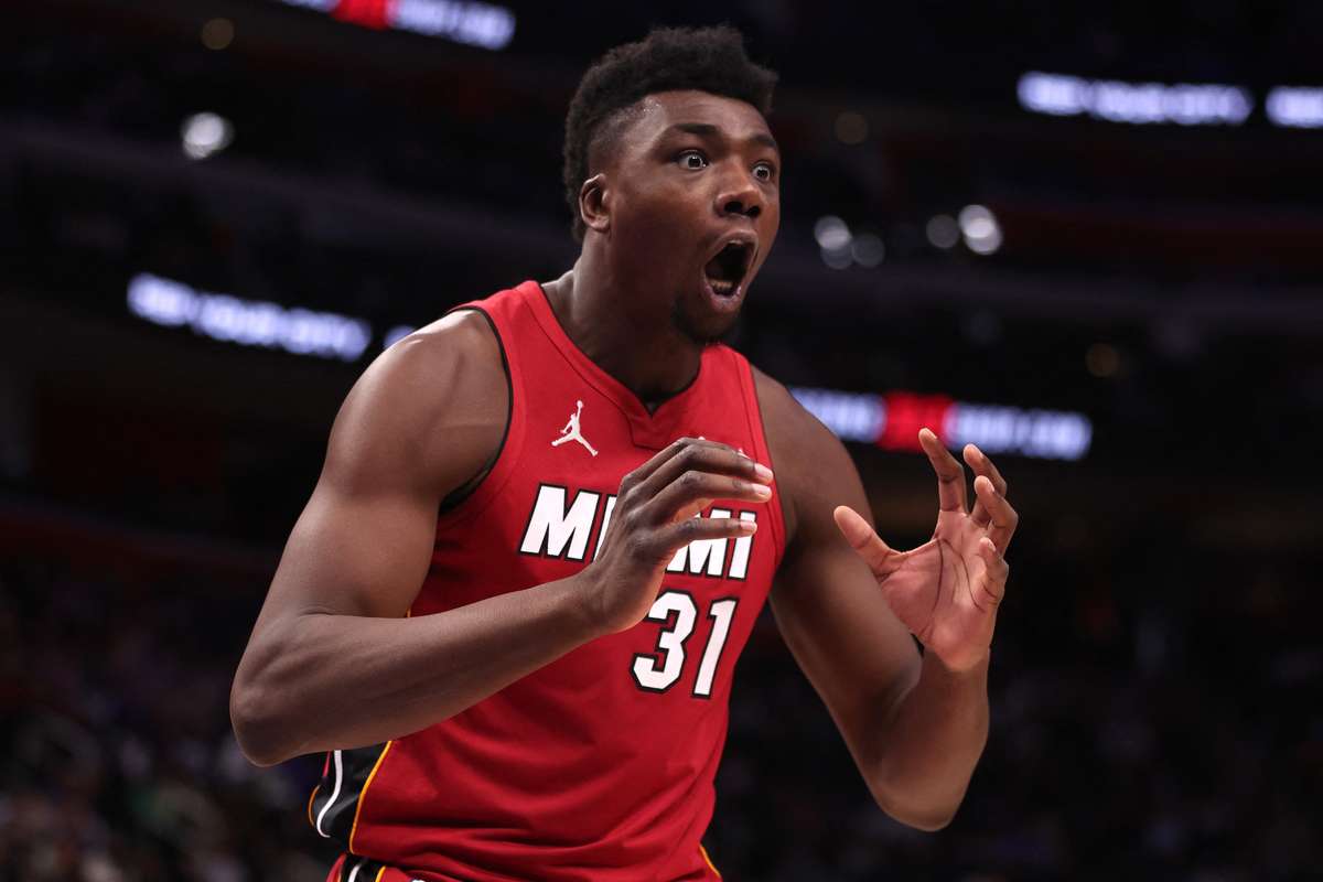 Indiana Pacers acquire center Thomas Bryant in a trade with the Miami ...