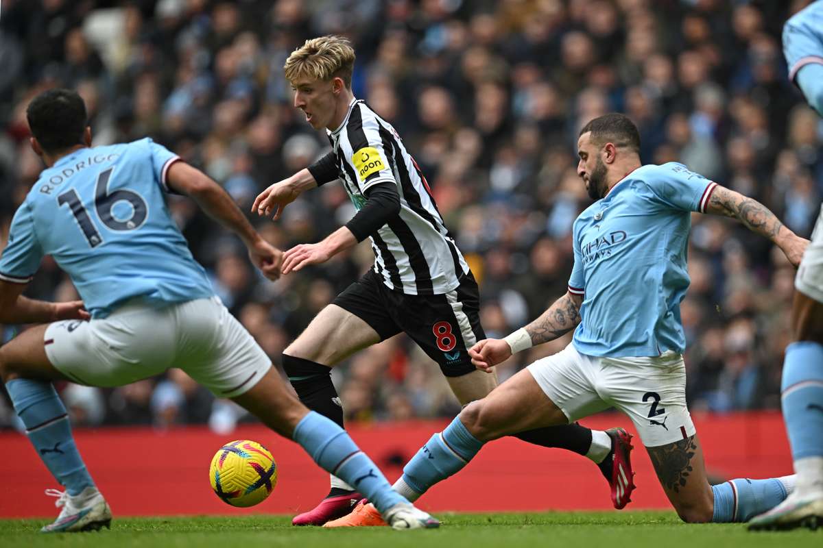 Politie stelt onderzoek in naar Kyle Walker (Man City) vanwege ...