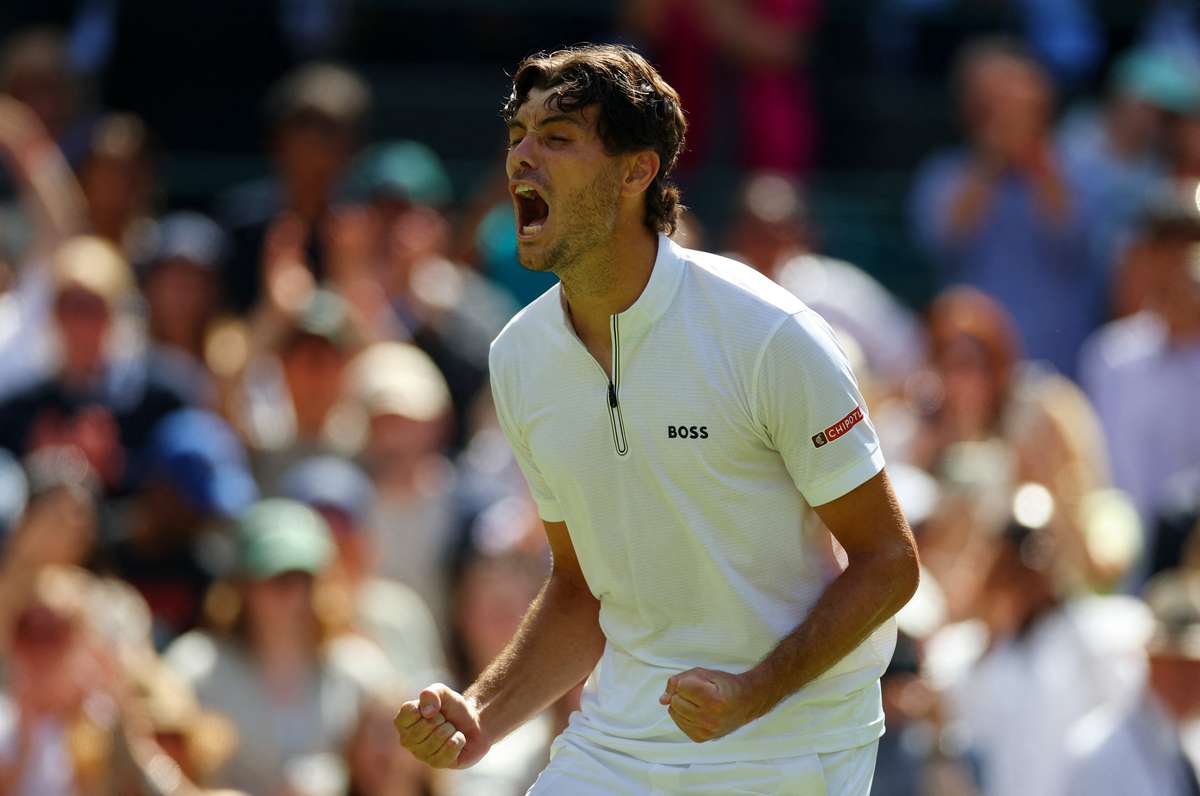 Taylor Fritz rezistă revenirii lui Karen Khachanov și ajunge în ...