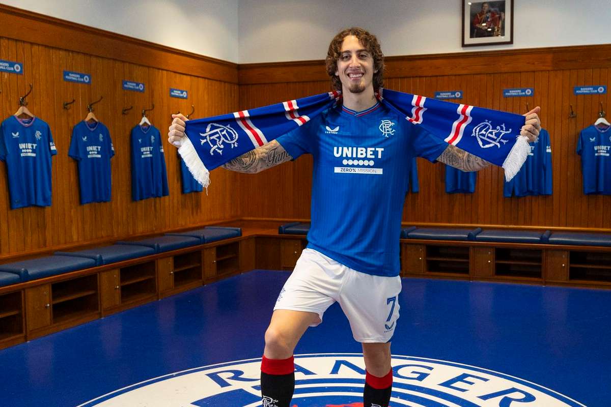 Oficial: Fábio Silva emprestado ao Rangers | Flashscore.pt