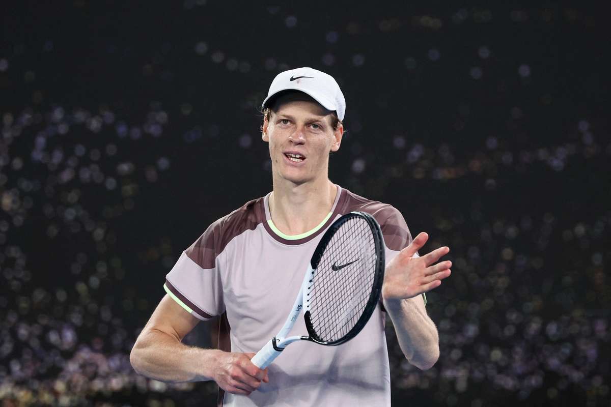 Australian Open: Sinner cruises into semi-finals with straight-sets win ...