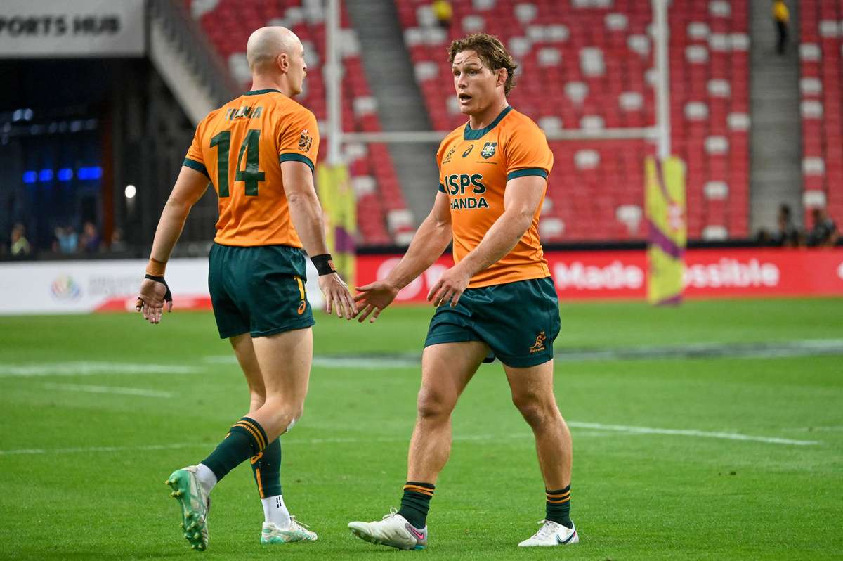Wallabies great Michael Hooper suffers heavy defeat in comeback club ...