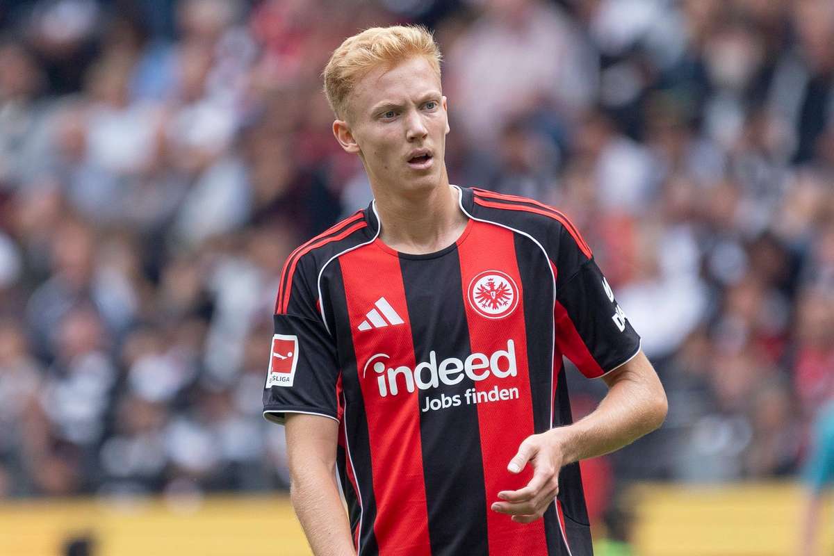 Fútbol: Larsson ve su fichaje por Arabia frustrado por su madre ...