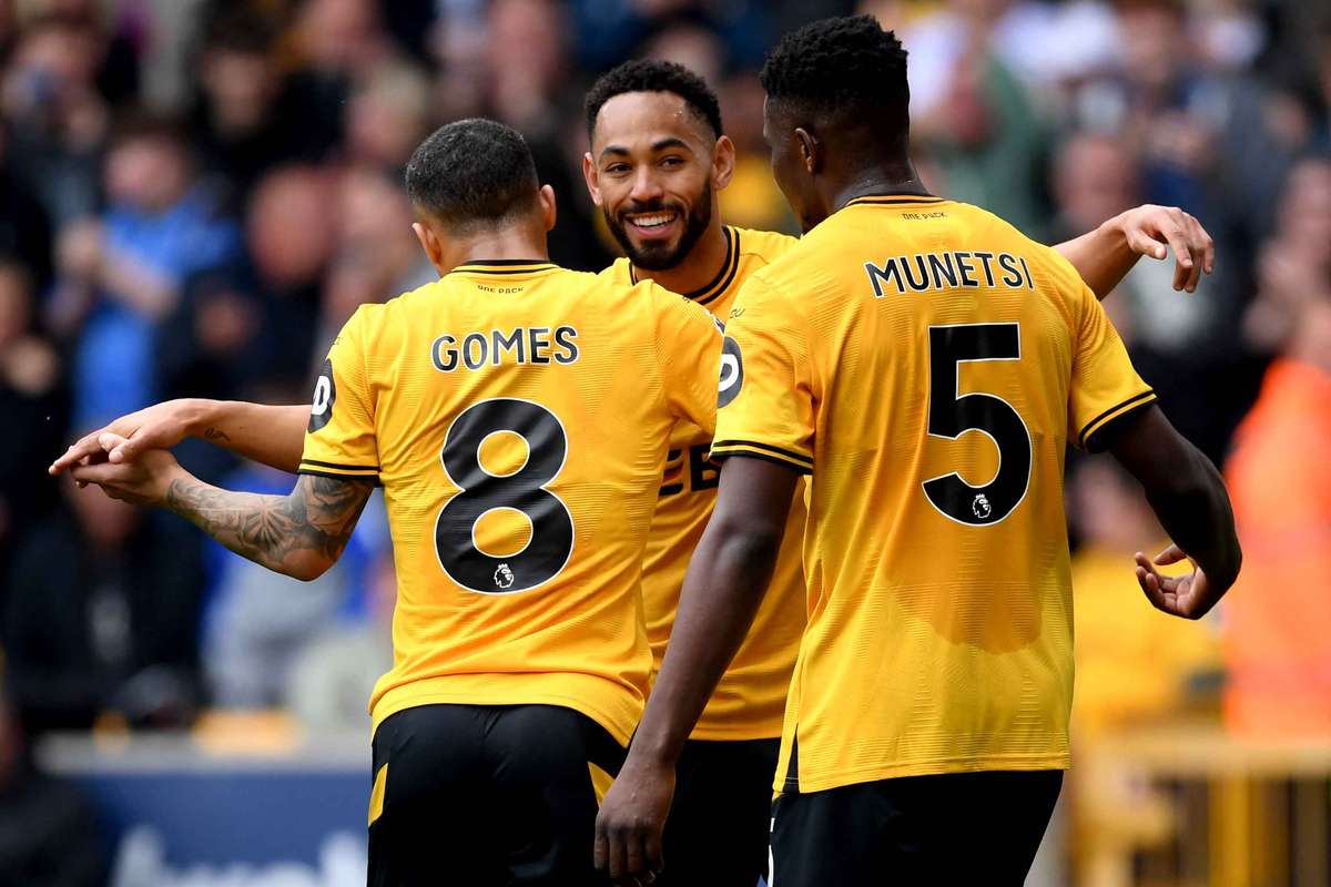 Premier League: Matheus Cunha shines again as Wolves beat Leicester 3-0 ...