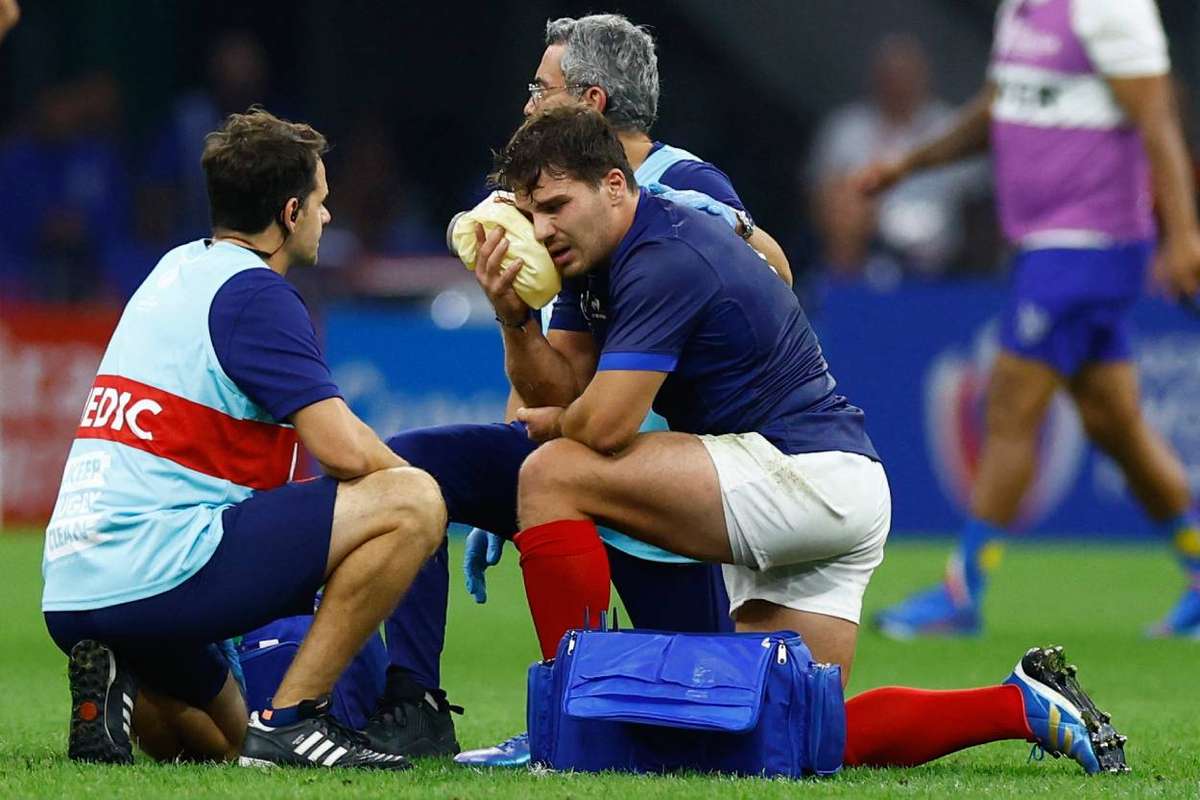 France captain Antoine Dupont suffers facial fracture in Namibia game ...