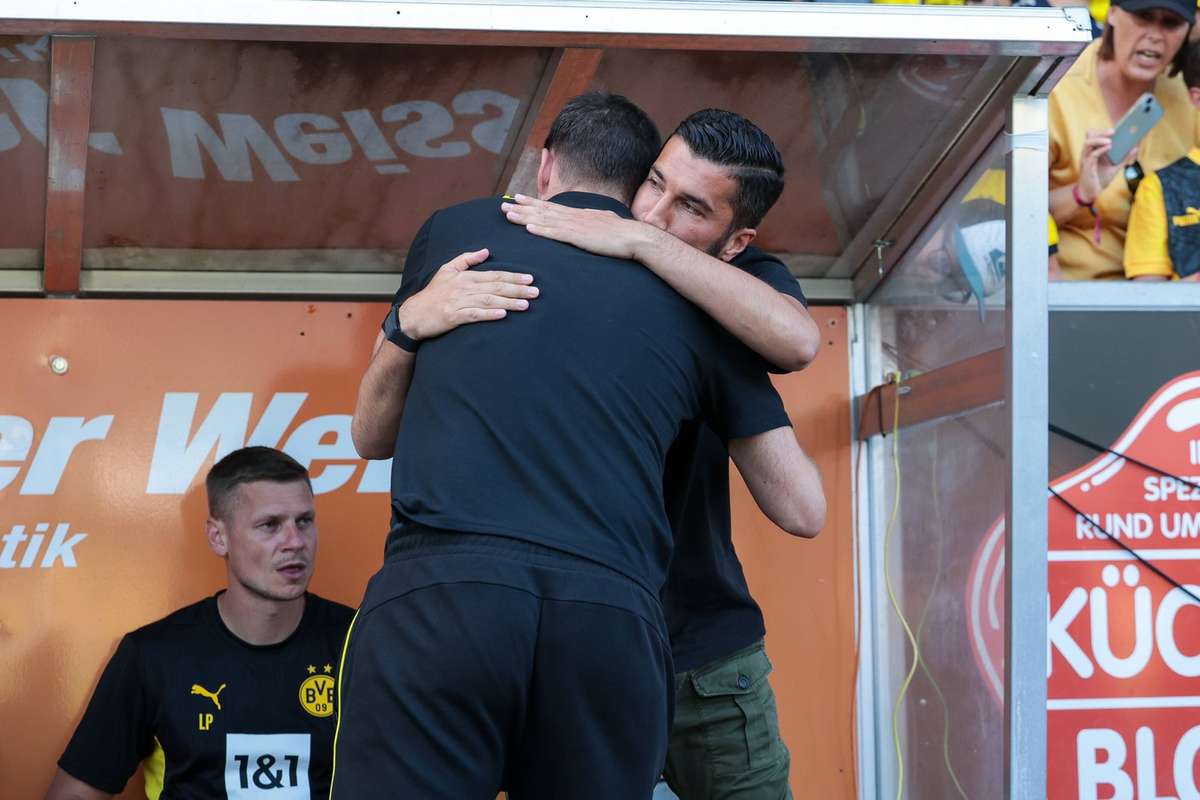 Lars Ricken lässt Zukunft von Trainer Nuri Sahin offen | Flashscore.de