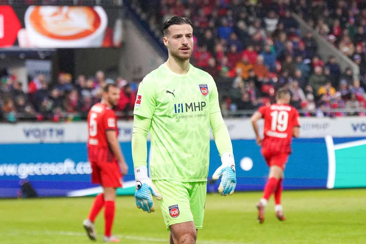 Arsenal scouting Heidenheim keeper Ramaj - TribalFootball.com