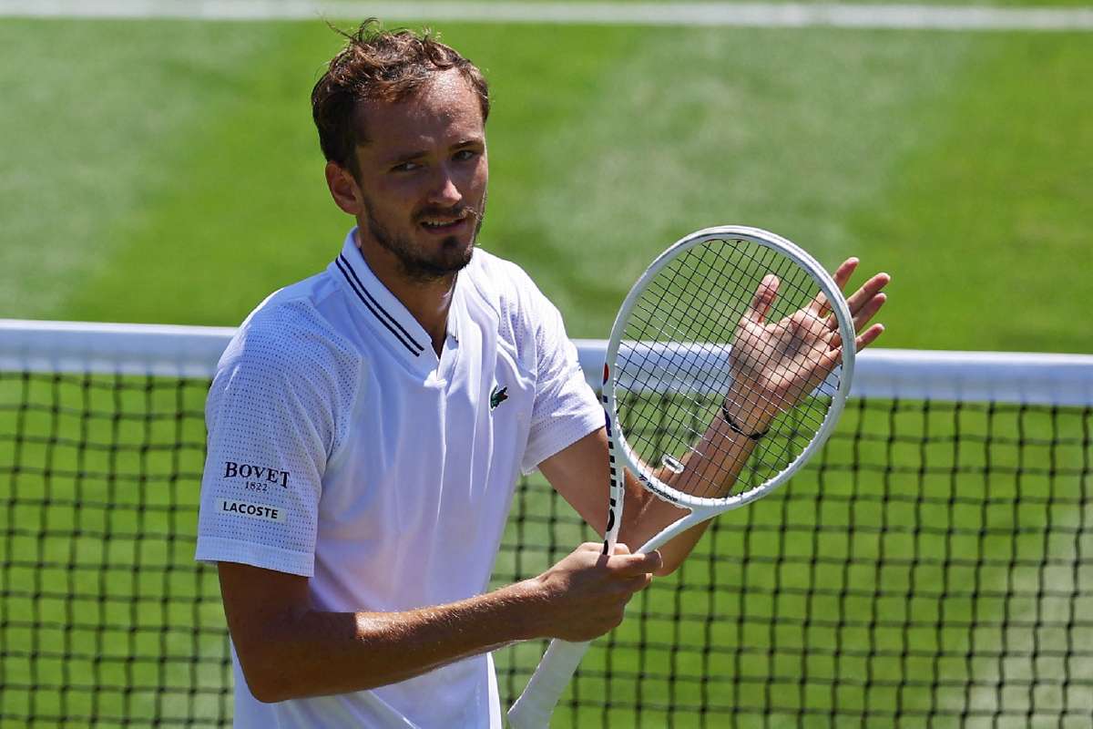 Daniil Medvedev revved up for deep run at Wimbledon after Spanish ...