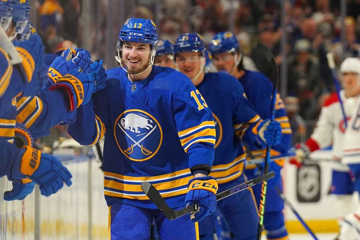 Pohádkový vstup Rouska do NHL, při debutu dal gól z první střely na ...