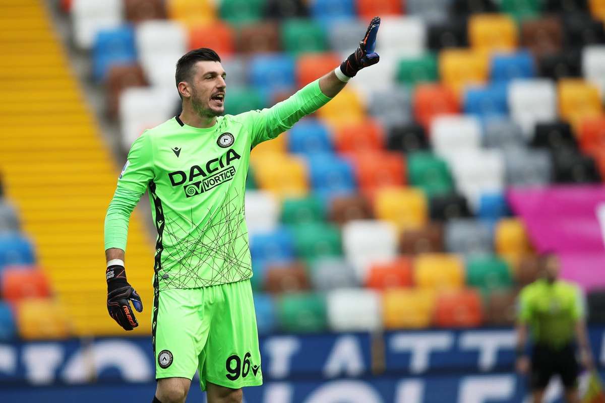 Cagliari: arriva la firma di Scuffet, sarà il secondo di Radunovic ...