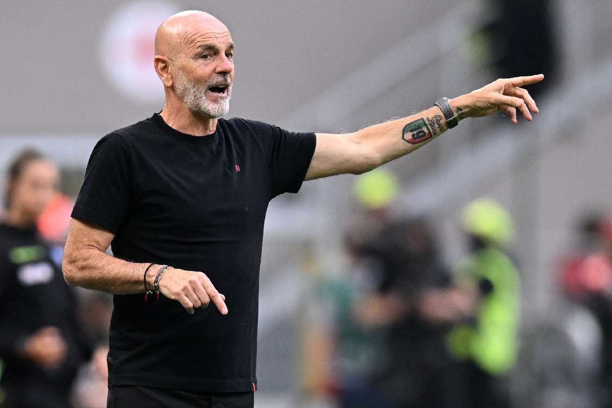 Stefano Pioli respects silent protest from AC Milan fans during draw ...