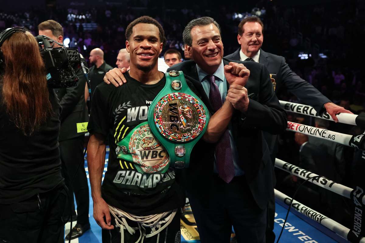 Devin Haney domina Regis Prograis e conquista o título mundial de super-leves do WBC | Flashscore.pt