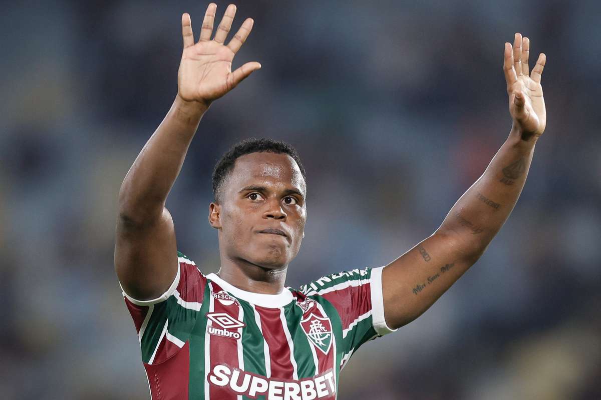 Wolves agree deal with Fluminense for attacking midfielder Arias ...