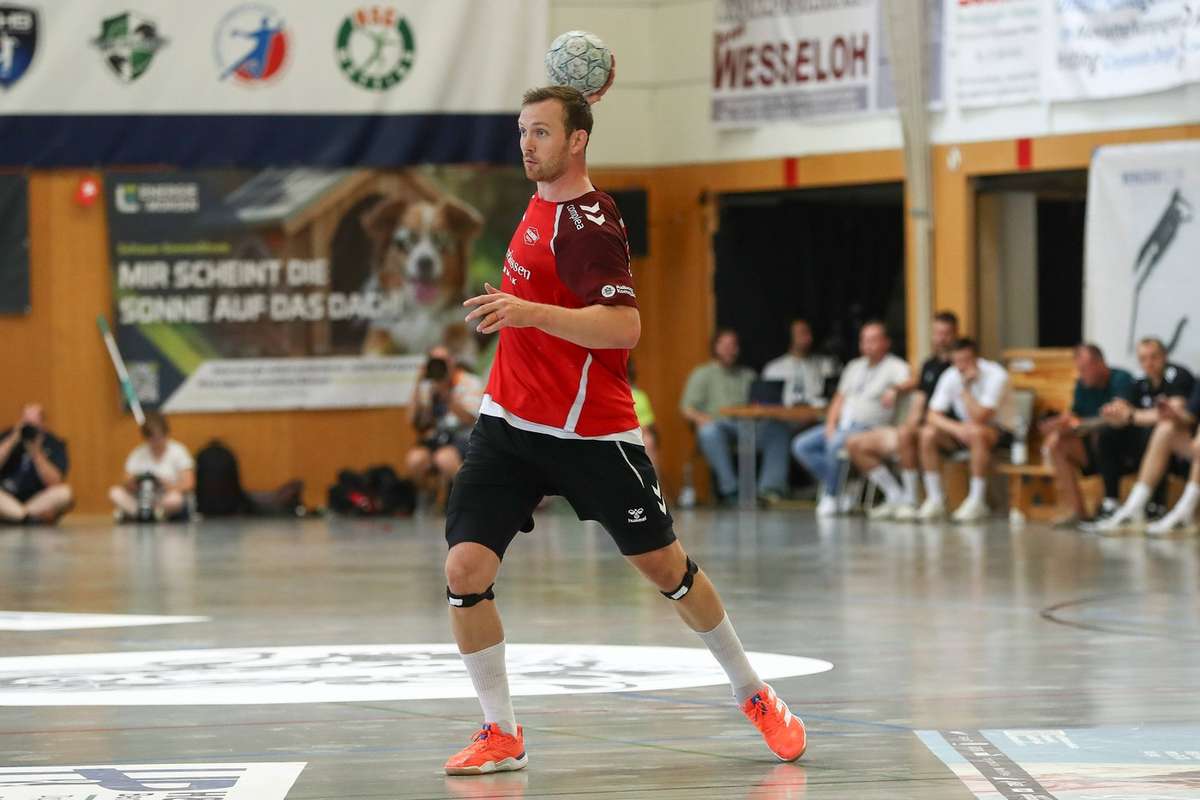 Norwegian Aalborg star set to undergo thumb-operation: Out for three months | Flashscore.com