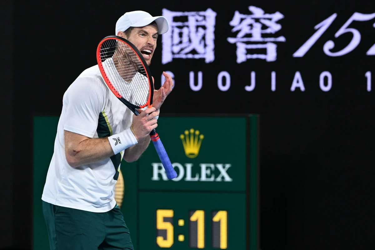 Andy Murray's epic 4am finish defended by Australian Open boss | Flashscore.com