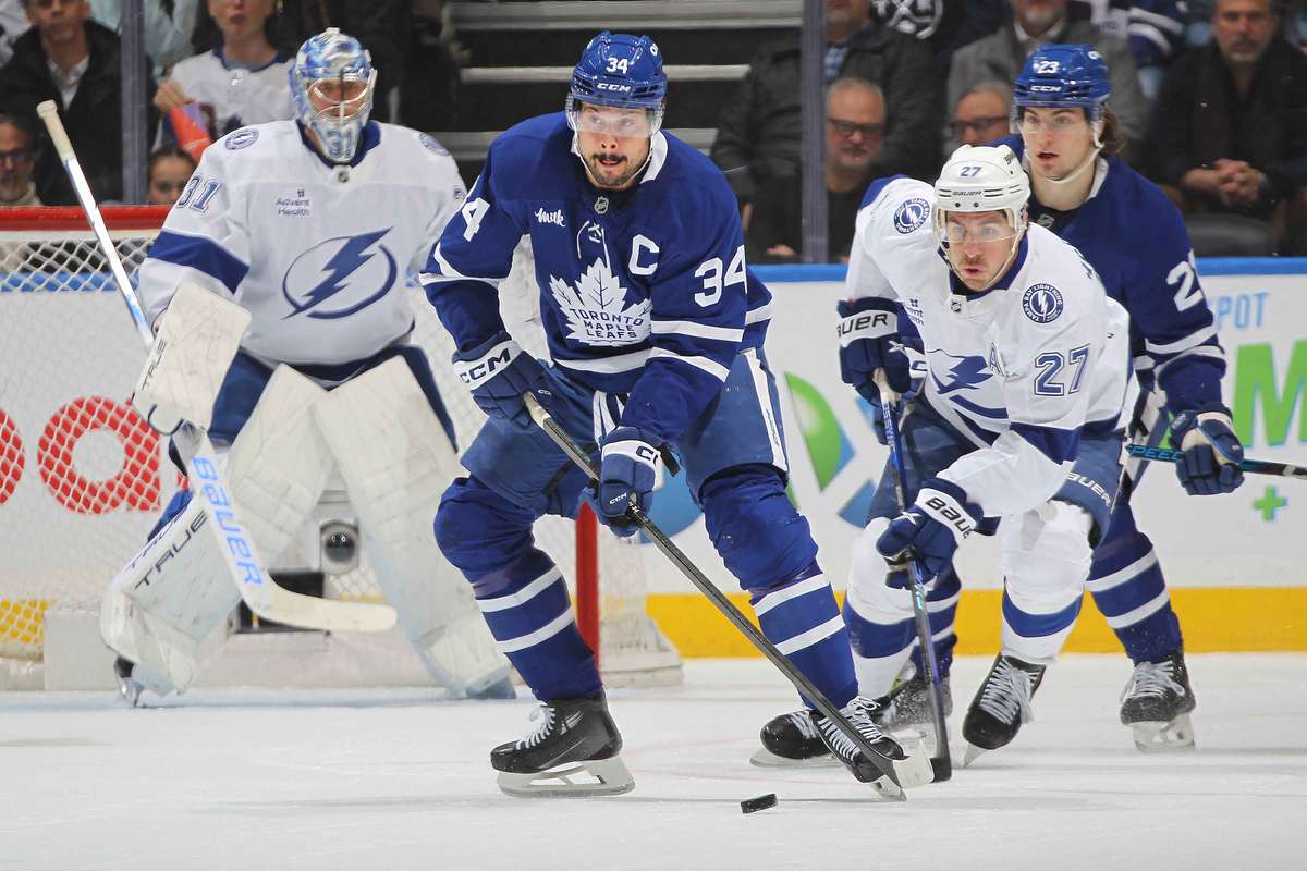 NHL roundup: Matthews scores in fourth straight game, Golden Knights ...