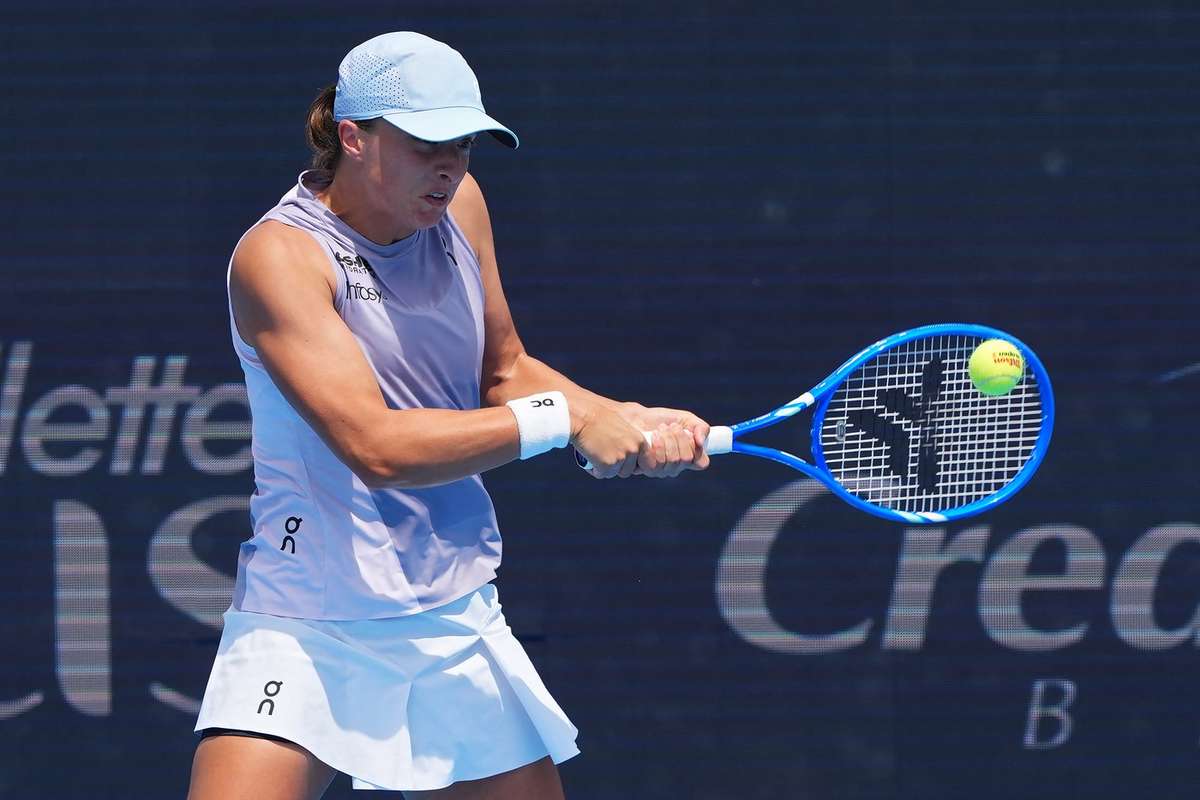 Swiatek vence Rybakina e disputará sua primeira final do WTA 1000 de ...